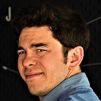 Marek Adamczyk | Divadlo online | Dramox