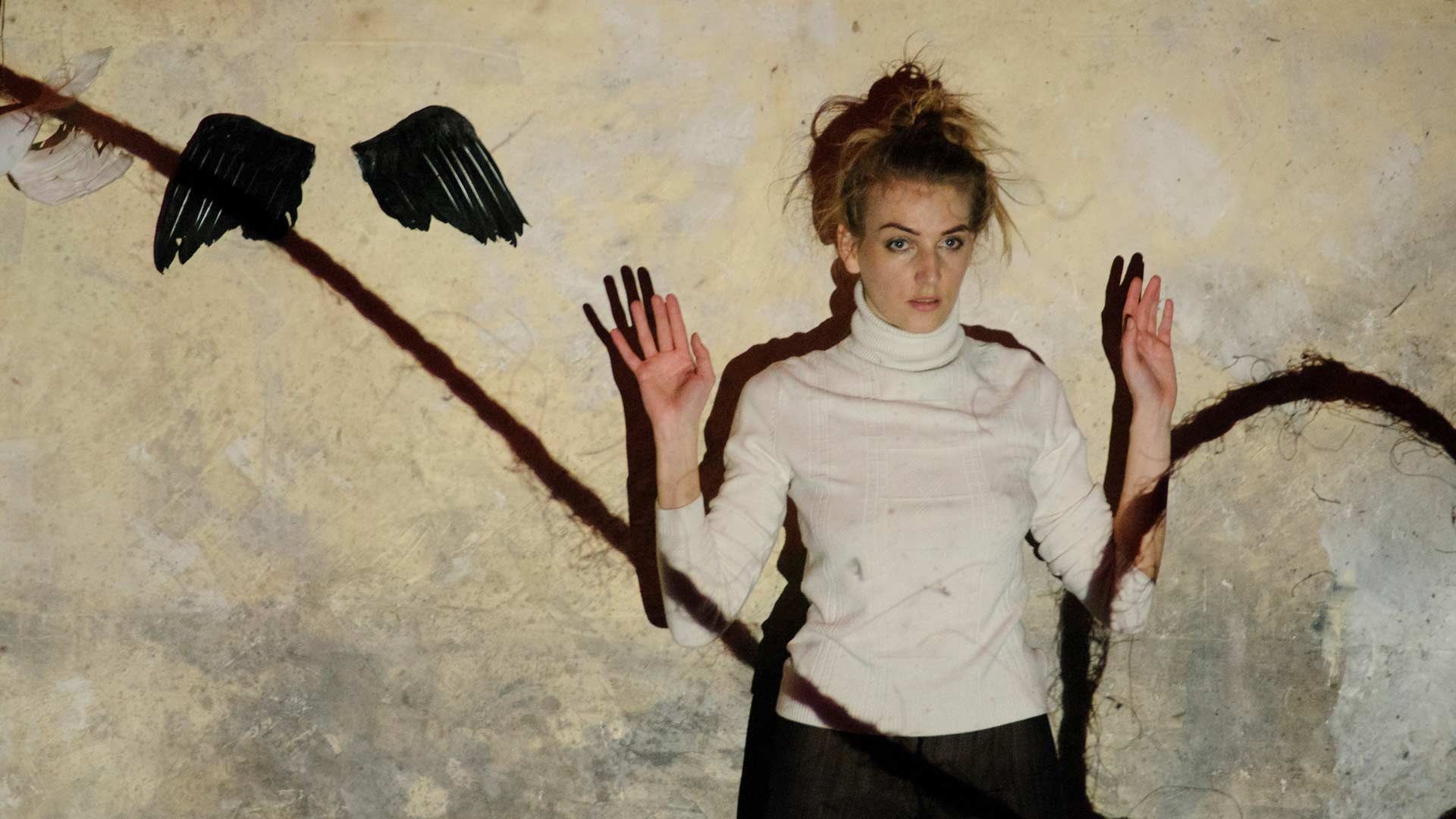 Untitled | Sláva Daubnerová online | Dramox